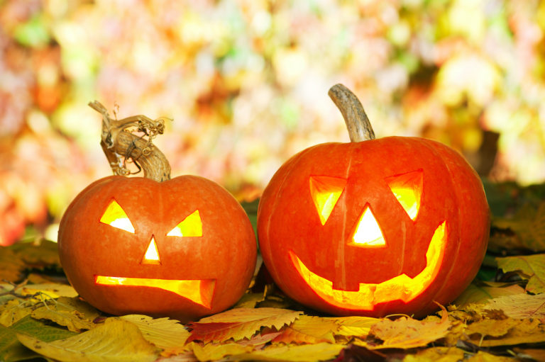 20 Fun Trick or Treating Alternatives for Halloween {Updated 2022 ...